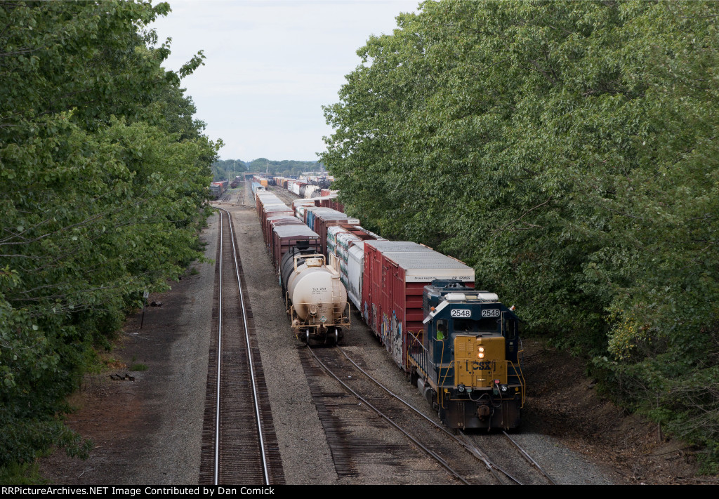 PO-7 with CSXT 2548 Switches Rigby Yard